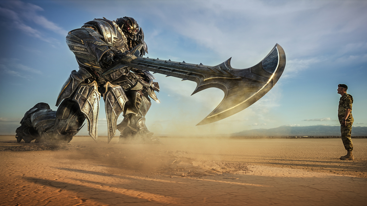 Transformers The Last Knight: How Michael Bay Creates Bayhems!