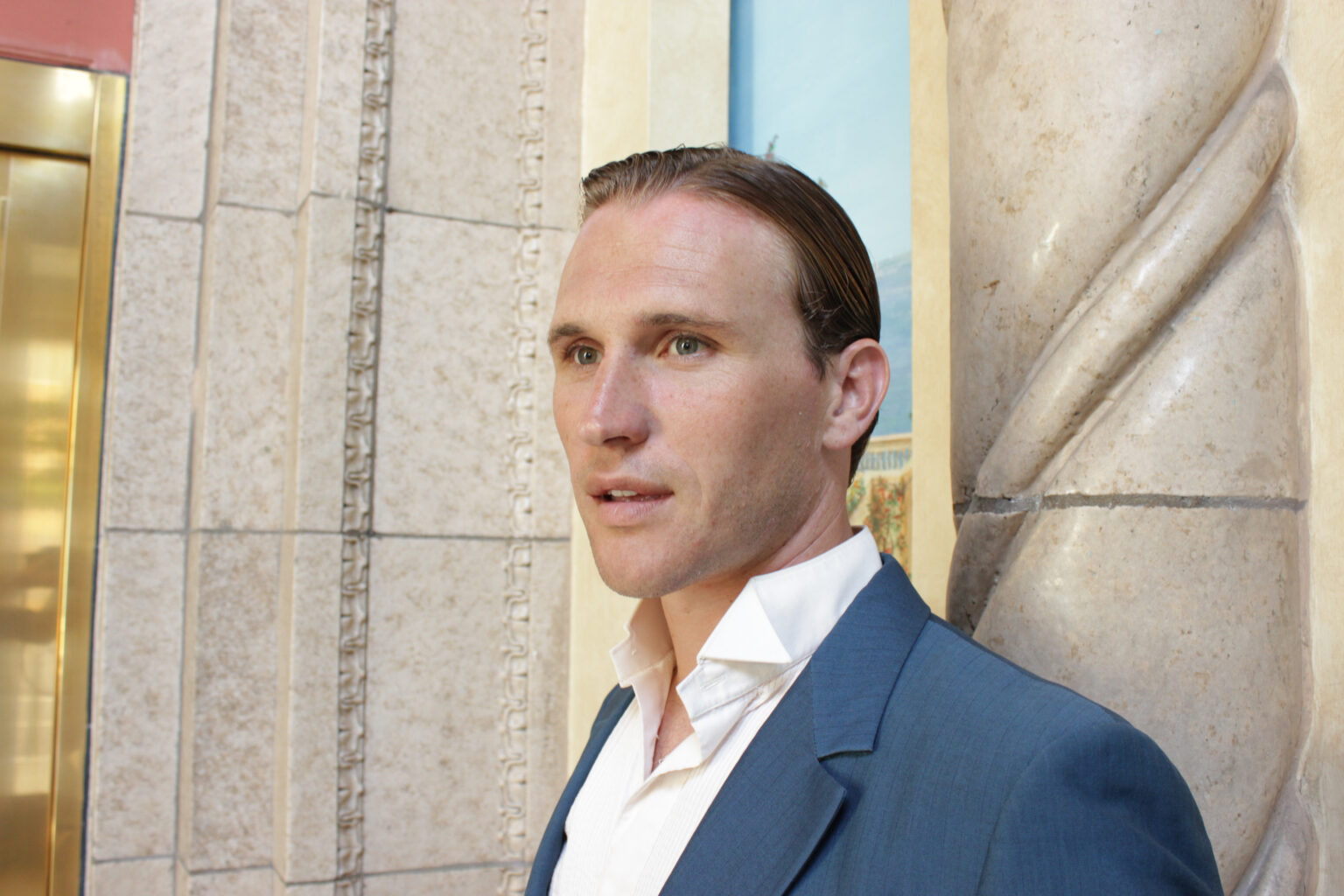 David Thomas Jenkins, Actor Pulls Back the Curtains on his Career