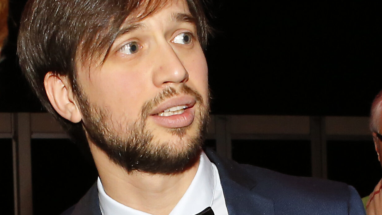 Frédéric Zeimet and Street Letters Produce, the smart Thriller "W."